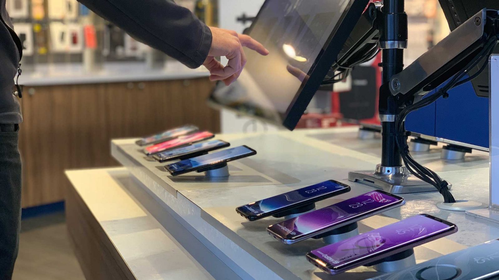 Bolt Mobile - Your SaskTel Authorized Dealer in Saskatoon